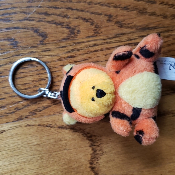 Disney | Other | Vintage Walt Disney World Winnie The Pooh Tigger ...